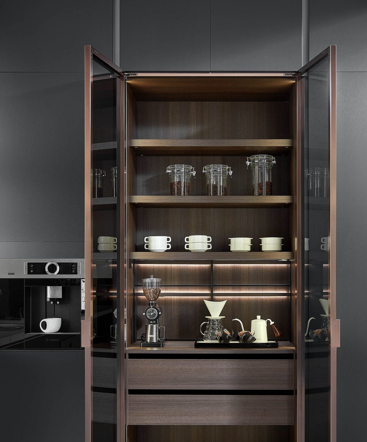 Light and Shadow – Oppein Thailand